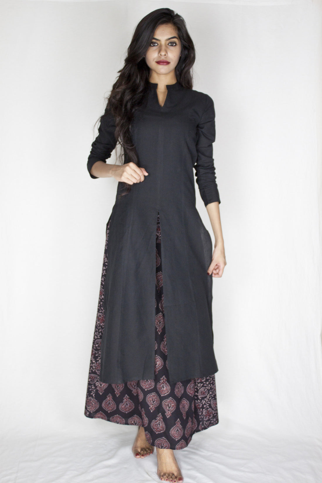 Slit Kurta - Black Cotton – Pilgrim